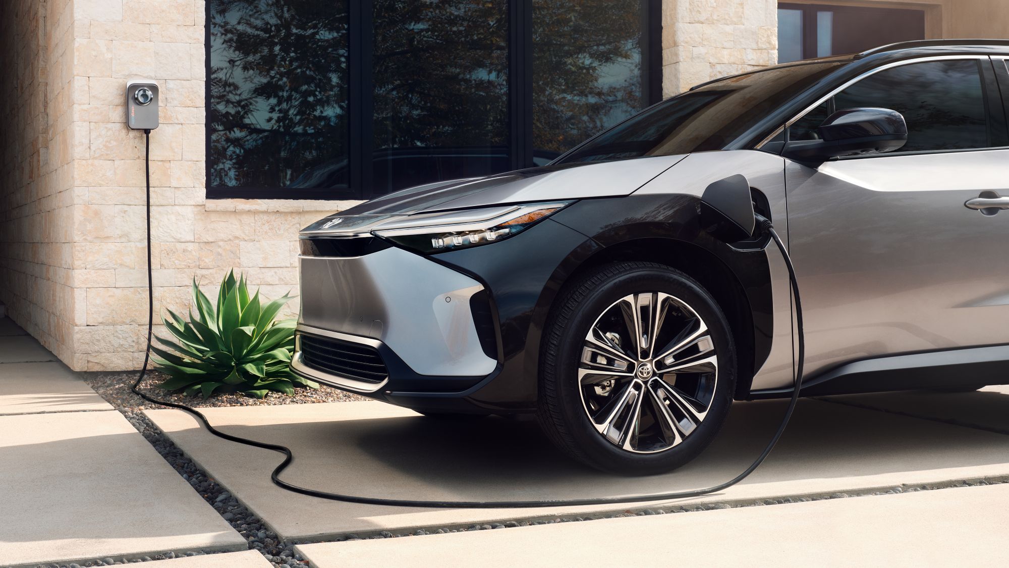 The Impact of Hybrid Technology on Fuel Economy – Crown Toyota Blog